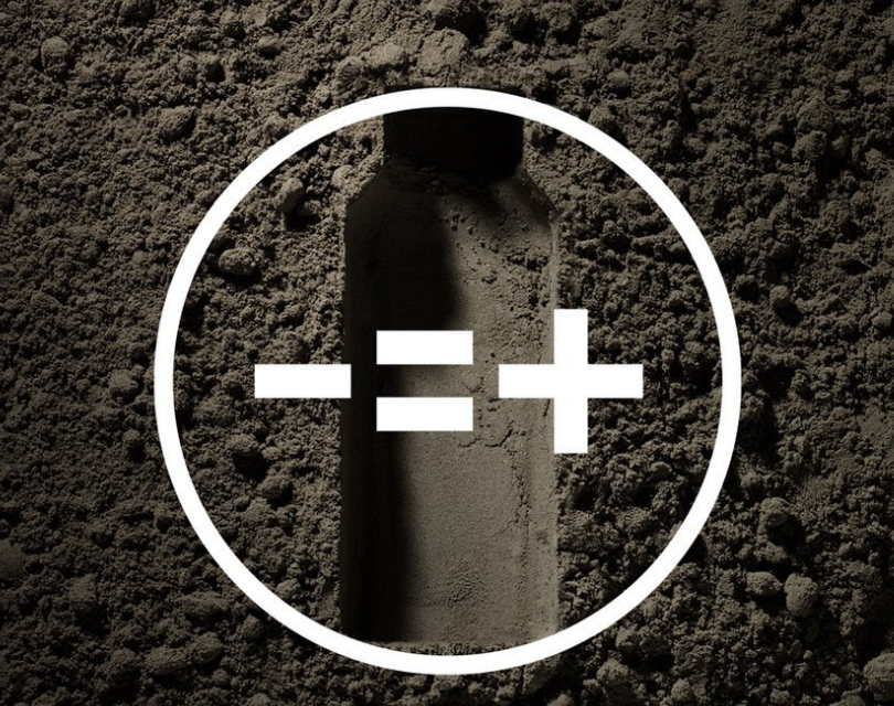 Priyanka Chopra Releases Haircare Brand Anomaly – Villa88